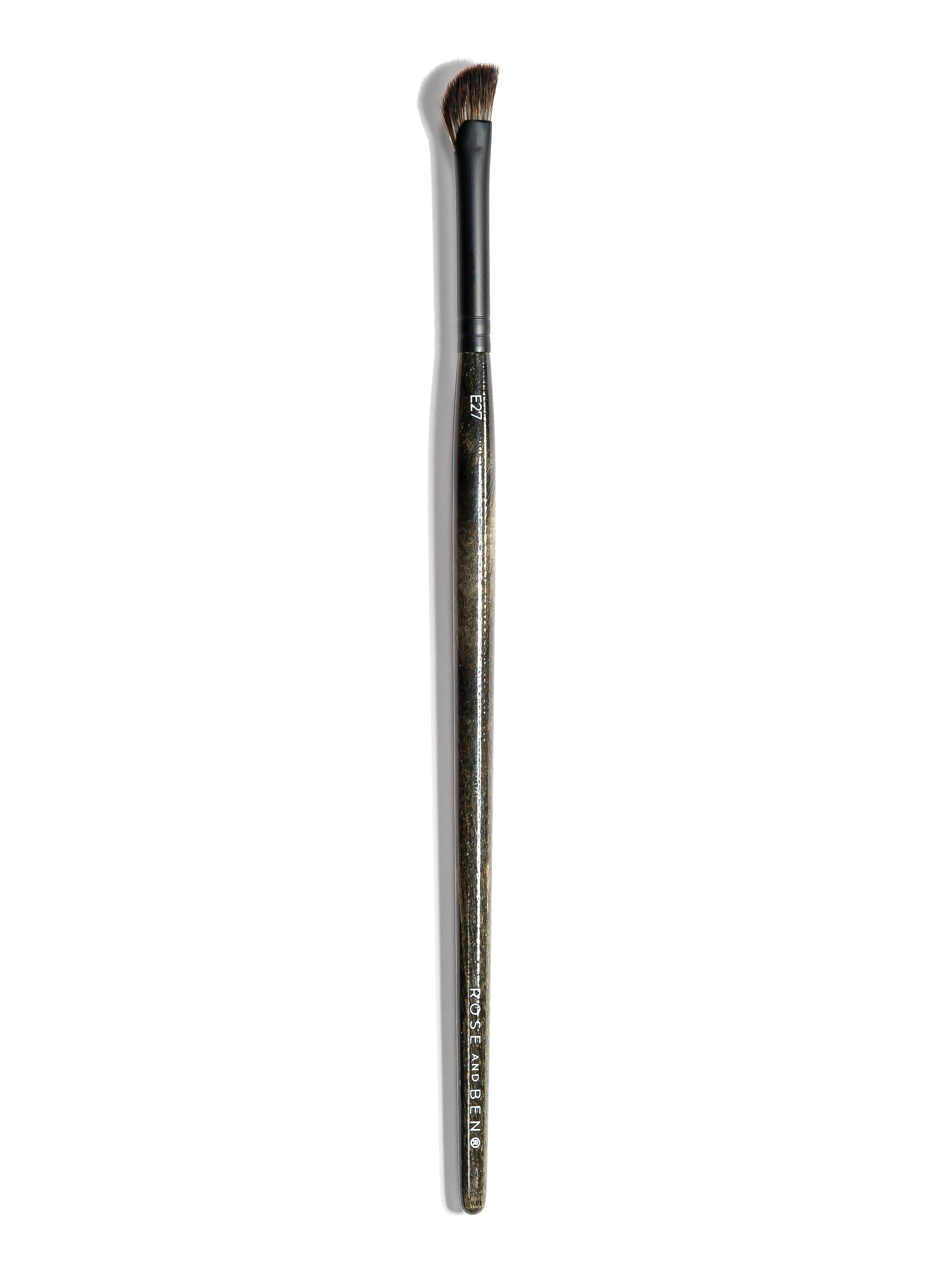 Inner Eye Corner Highlight Brush – Rose and Ben Beauty